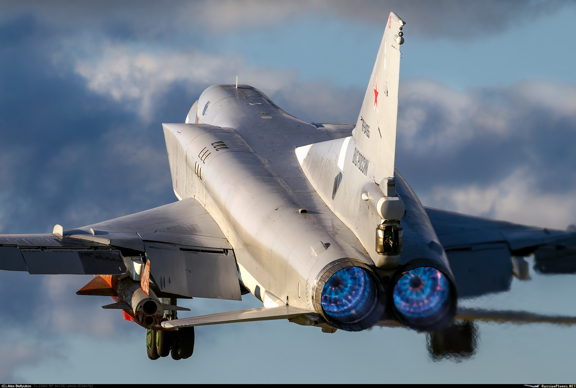 Tu-22M-3 Backfire during takeoff on afterburner. Shaykovka, Russia ...